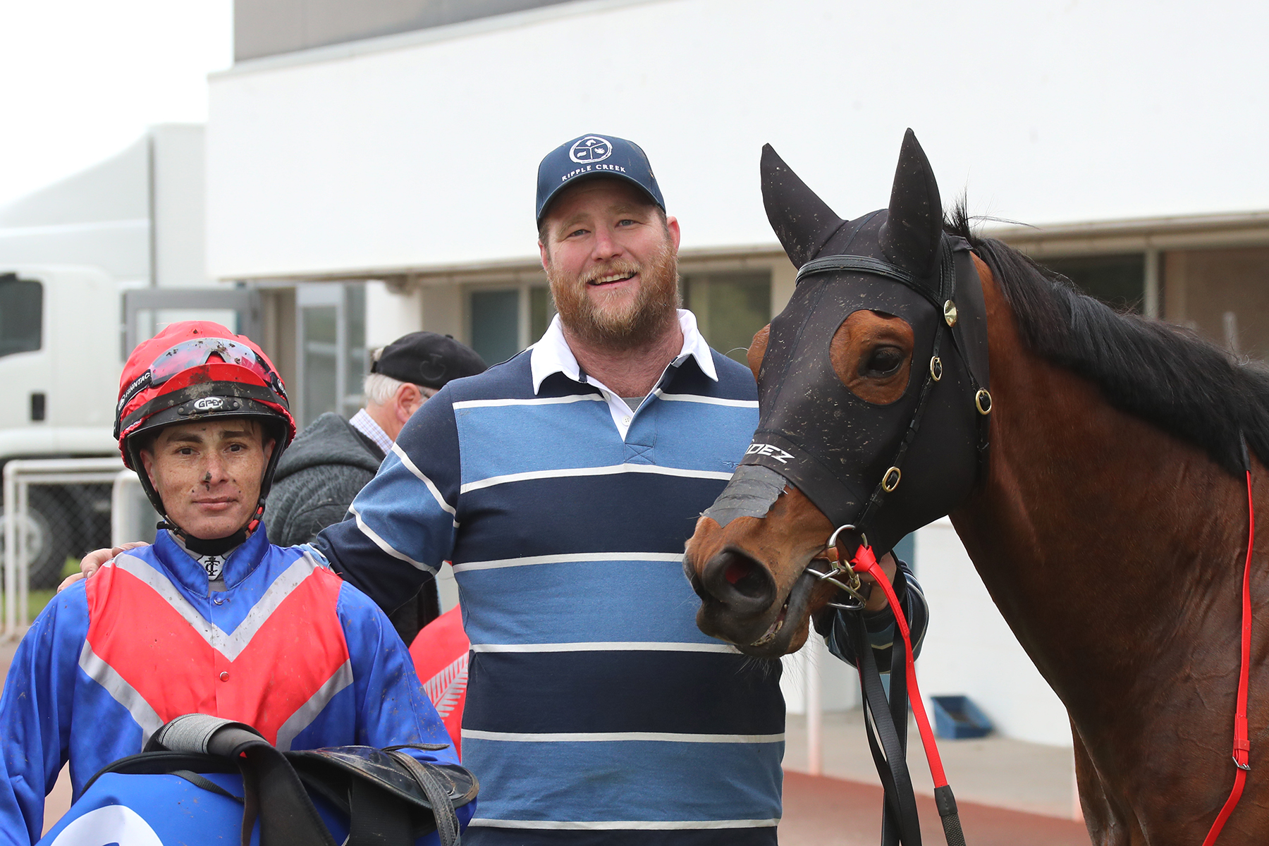 Yesberg scores victory with boomerang horse - Raptors Thoroughbred